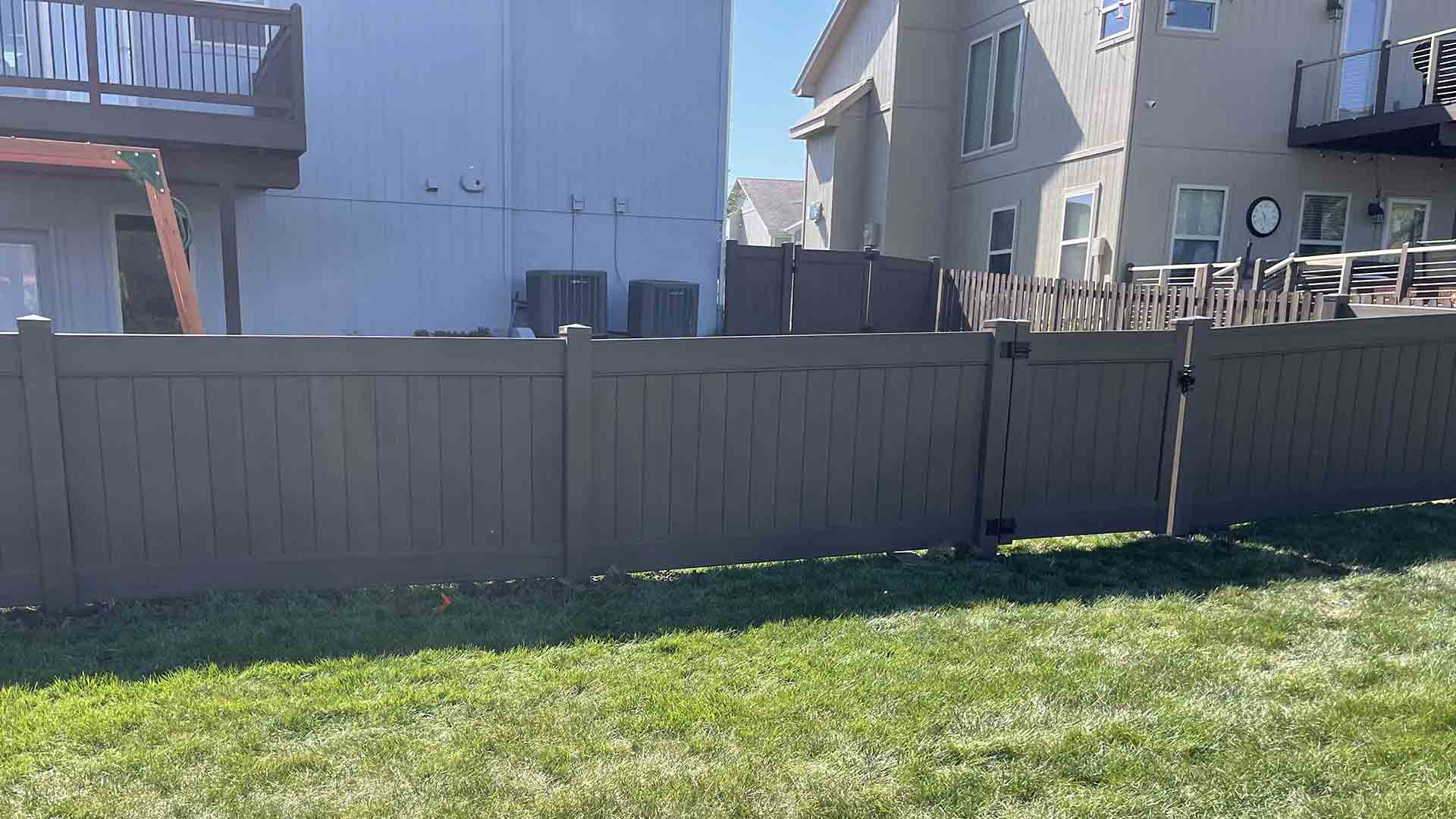 Vinyl Fence | Slagle Fence