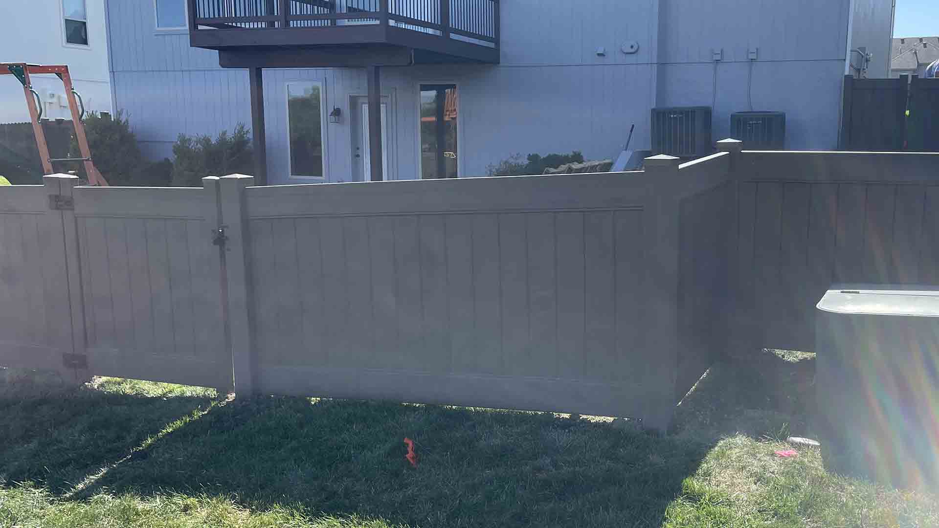 Vinyl Fence | Slagle Fence